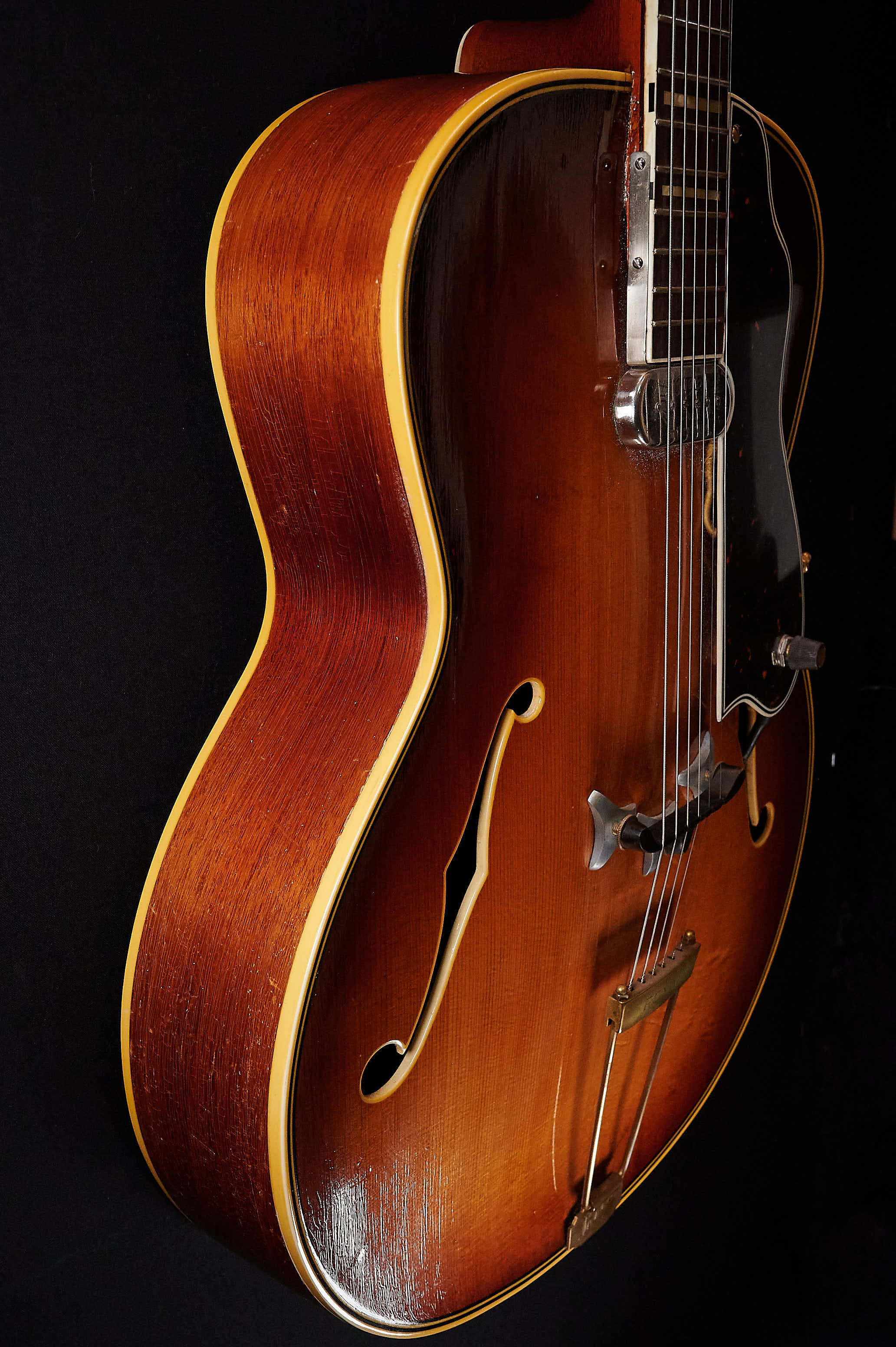 Levin Royal Jazzgitarre – American Guitar Shop - Jazzgitarre Berlin